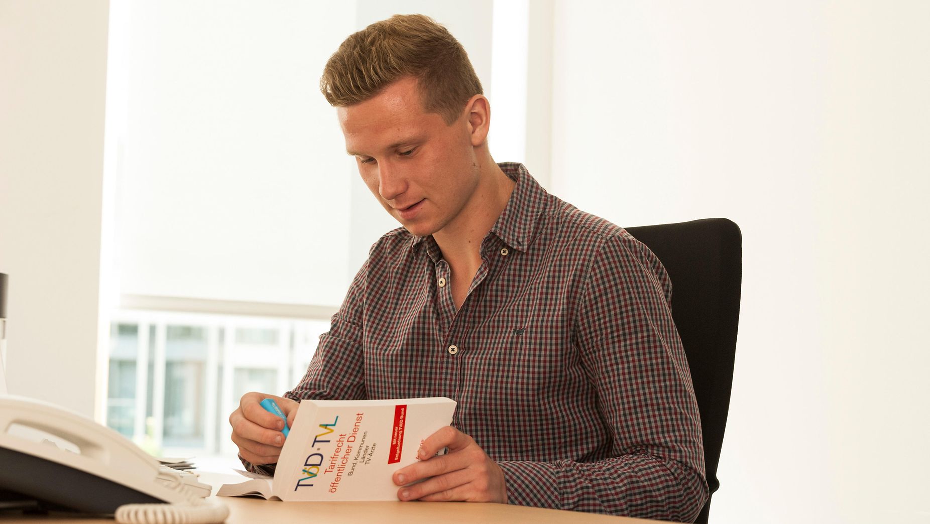 Deutscher Bundestag - Vorbereitungsdienst (= Ausbildung) zu Beamten (w ...