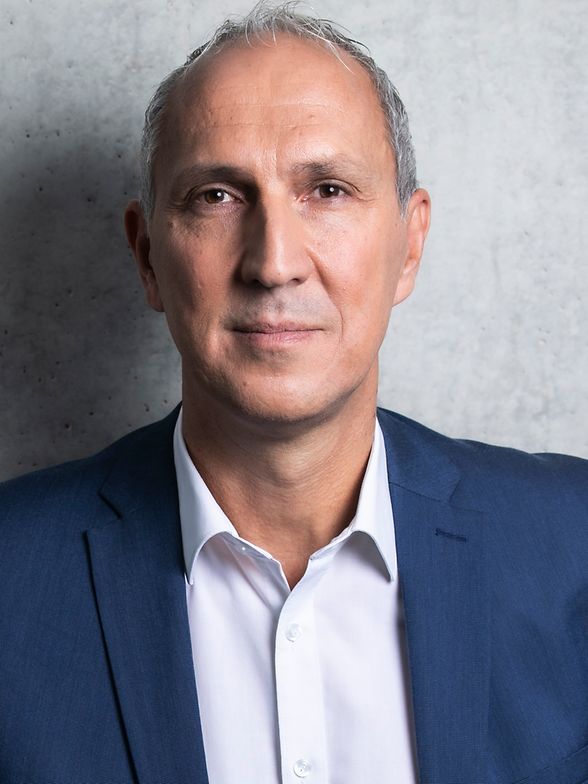 Deutscher Bundestag - Christoph Schmid