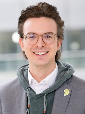 Deutscher Bundestag - Finanzminister Lars Klingbeil kündigt harte ...