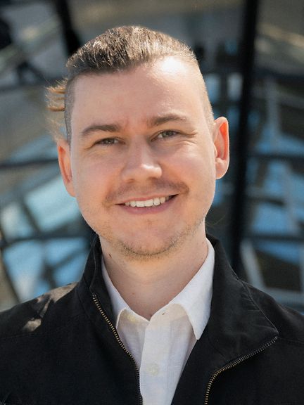 Deutscher Bundestag - Aaron Valent