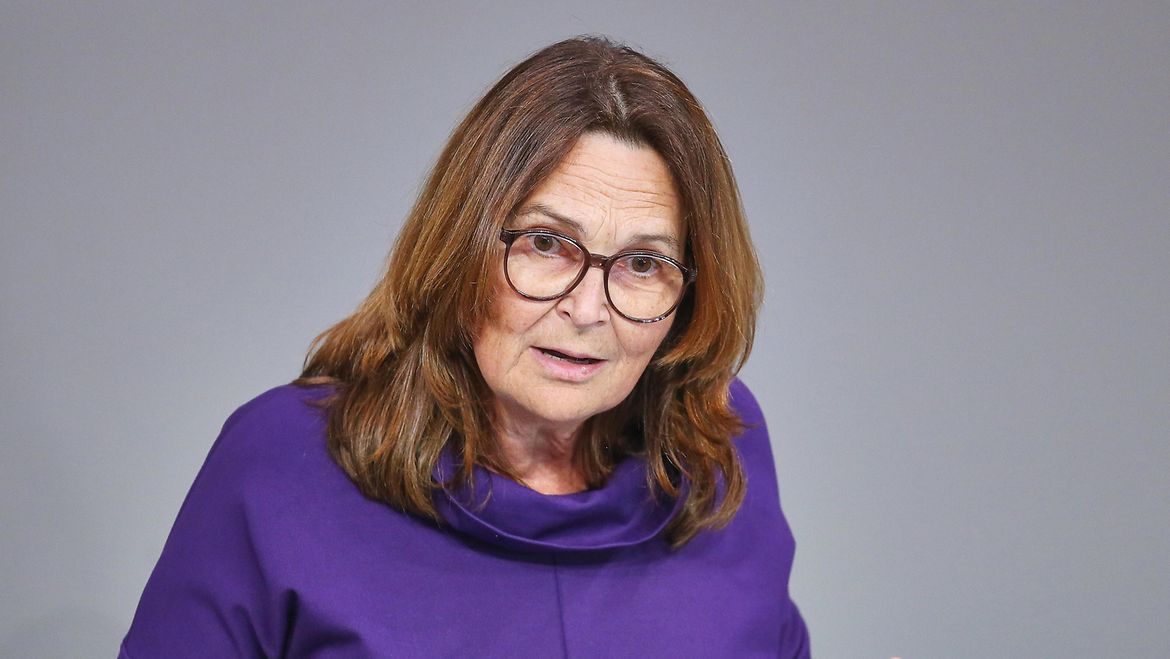 Deutscher Bundestag - Mechthild Heil: Lage der Menschenrechte hat sich ...