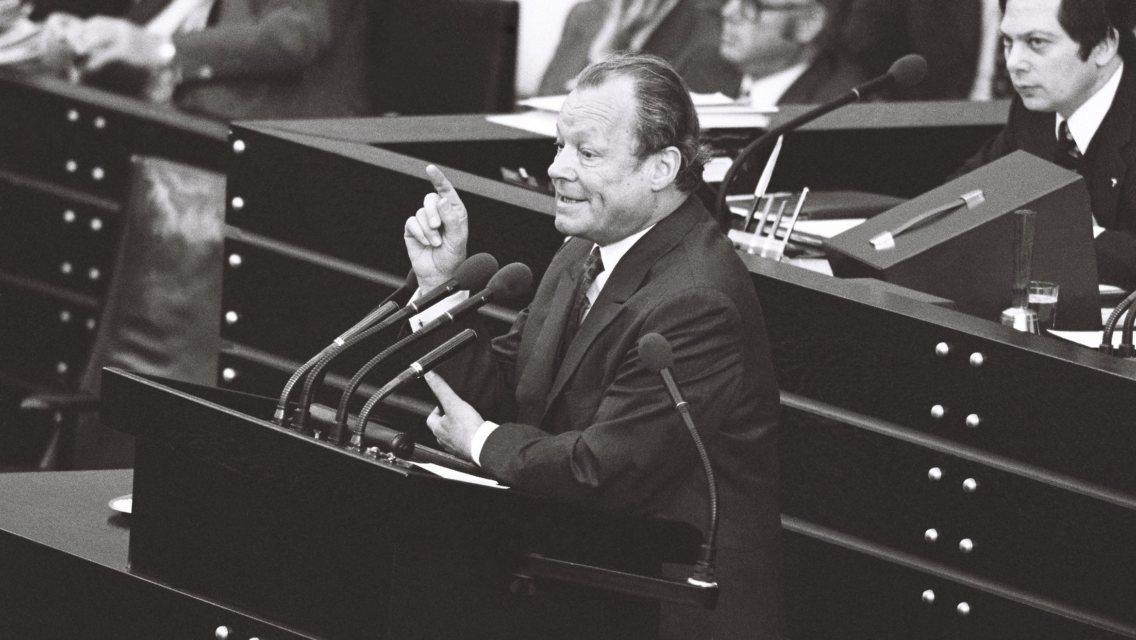 Deutscher Bundestag - Ethische Kontroverse zum Abtreibungsparagraf 218