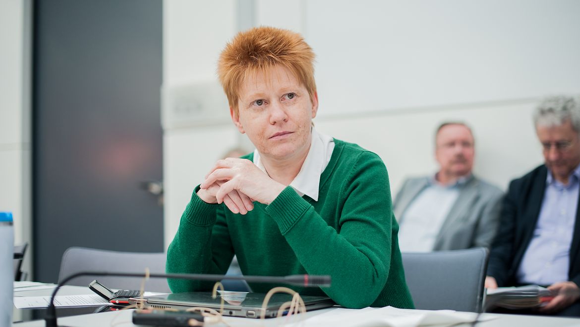 Deutscher Bundestag - Dienstälteste Vizepräsidentin: Petra Pau