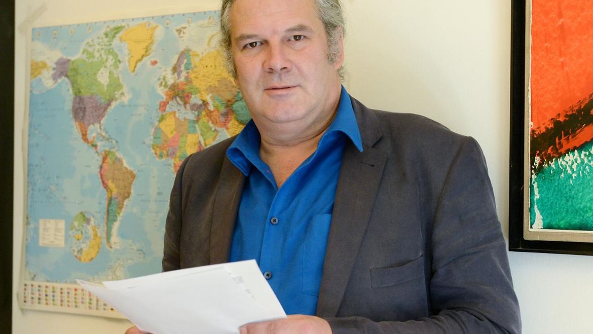 Deutscher Bundestag - Andrej Hunko hilft türkischen Abgeordneten