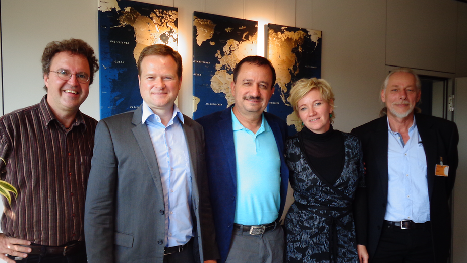 Deutscher Bundestag - Frank Schwabe unterstützt José Pilar Álvarez Cabrera