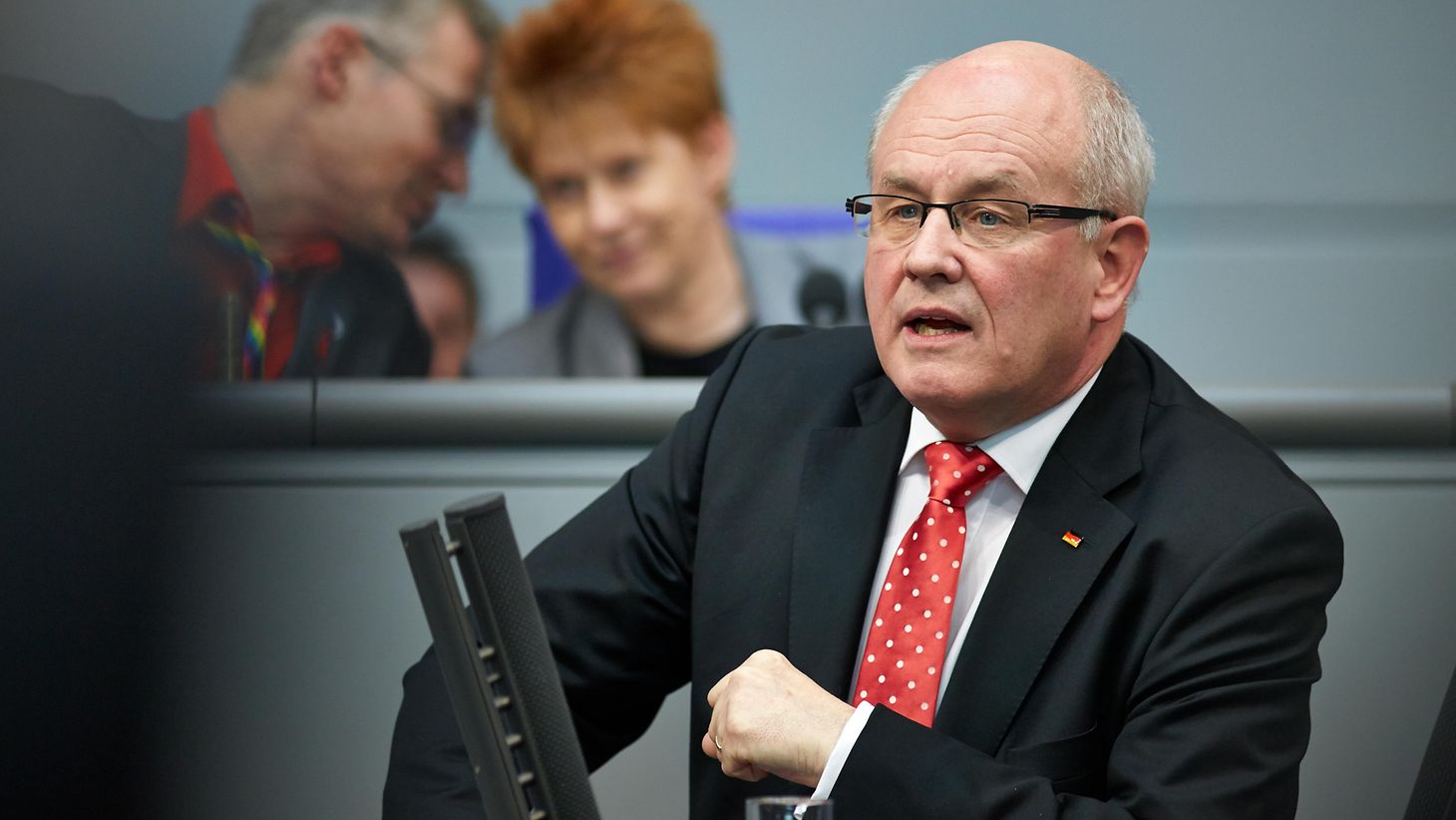 Deutscher Bundestag - Kauder: Europa muss zusammengehalten werden