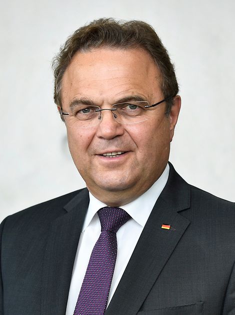 Deutscher Bundestag - Dr. Hans-Peter Friedrich