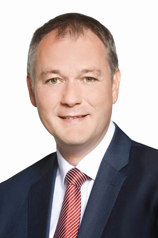 Deutscher Bundestag - Dr. Carsten Brodesser