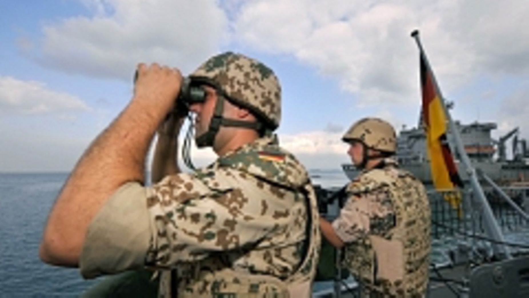 Deutscher Bundestag - EU NAVFOR Somalia Operation Atalanta (Horn von ...