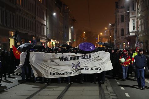 Deutscher Bundestag - Bundestag lehnt Forderung nach Verbot des Vereins ...