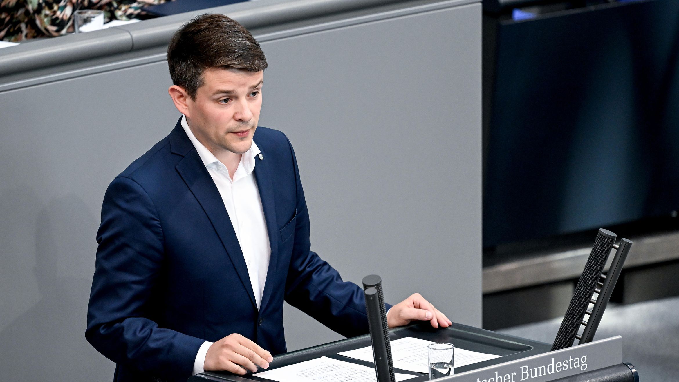 Deutscher Bundestag - Marcus Faber für Unterstützung der Ukraine mit ...