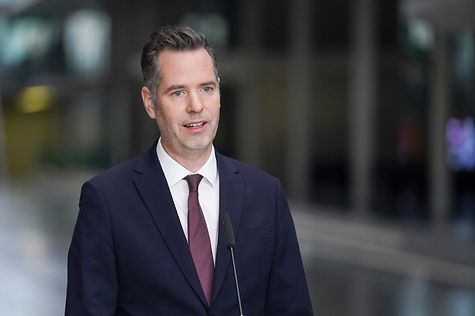 Deutscher Bundestag - Christian Dürr: Wir brauchen mehr Einwanderung in ...
