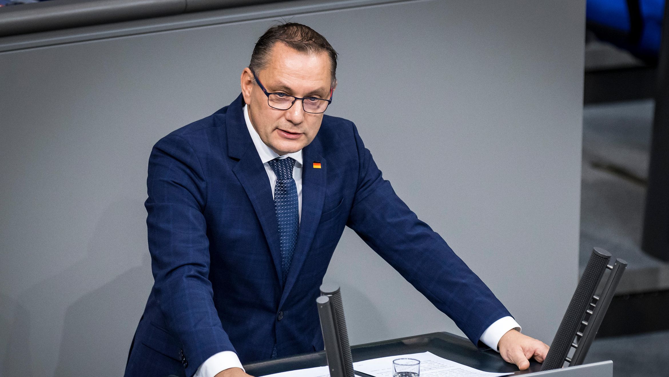 Deutscher Bundestag - Tino Chrupalla: Günstige Energie durch den ...