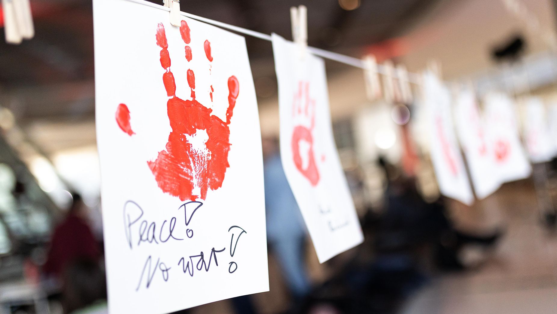 Deutscher Bundestag - Bundestagspräsidentin nimmt an der „Aktion Rote ...