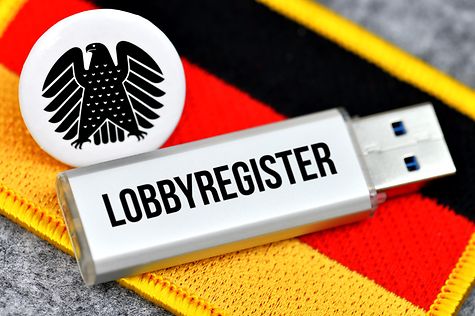Deutscher Bundestag - Vorlagen zur Änderung des Lobbyregistergesetzes überwiesen
