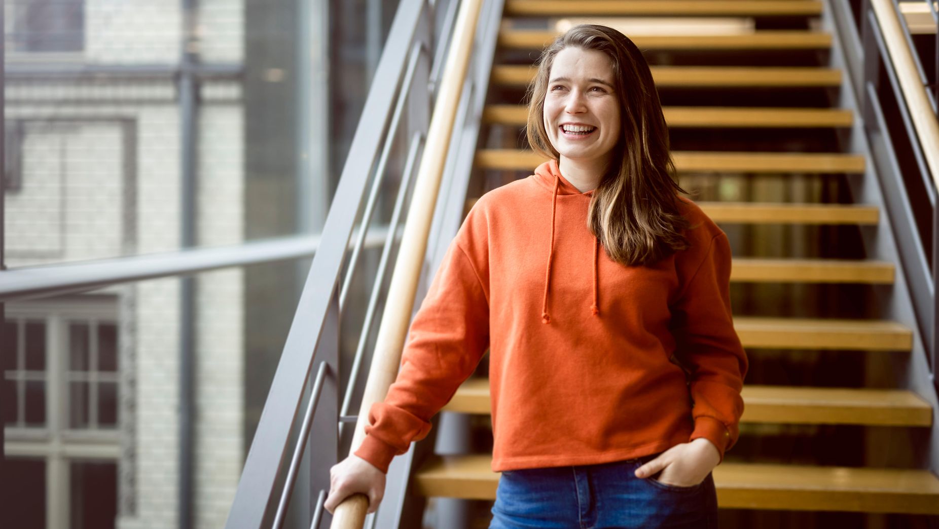 Deutscher Bundestag - Emilia Fester: Mehr politische Beteiligung junger ...